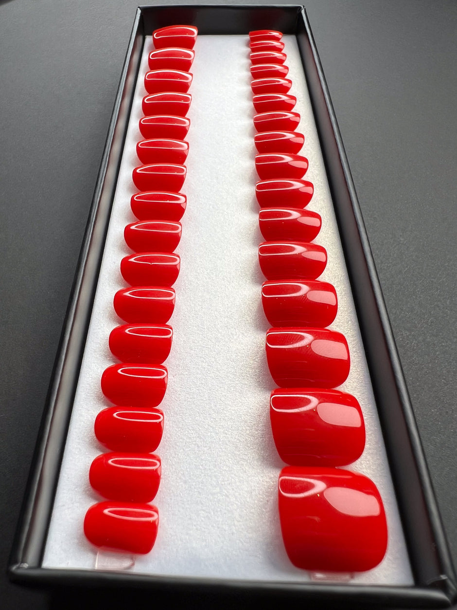 Faux ongles rouges | Roxy Nails Paris | N°1 des Press on Nails – ROXY ...