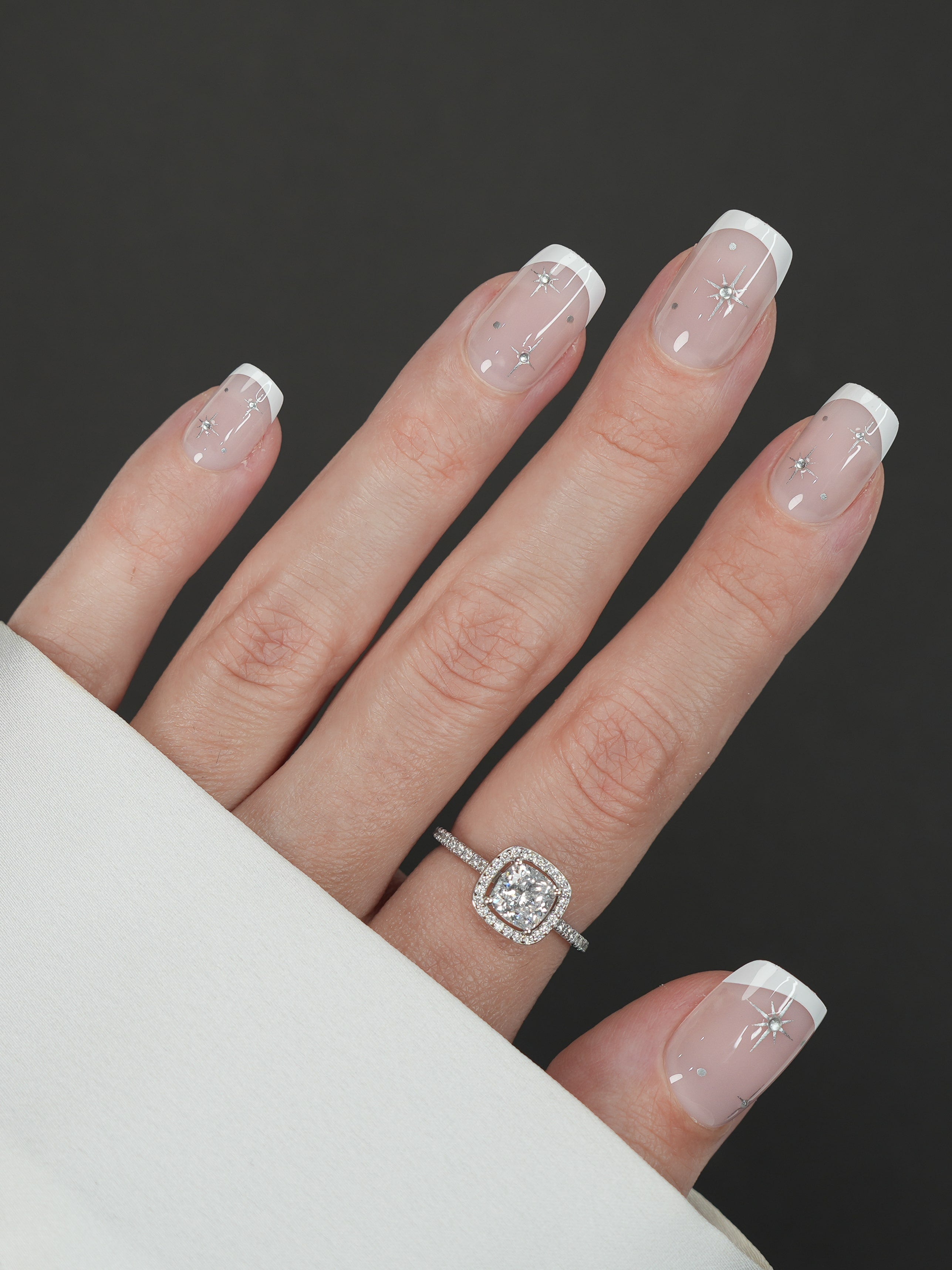 Twinkle twice | French manucure spéciale Noël | Roxy Nails Paris – ROXY ...